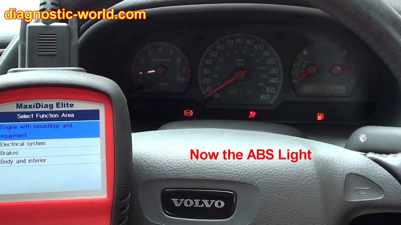 Volvo Engine, ABS & SRS Airbag light Cleared Autel MD702 - YouTube