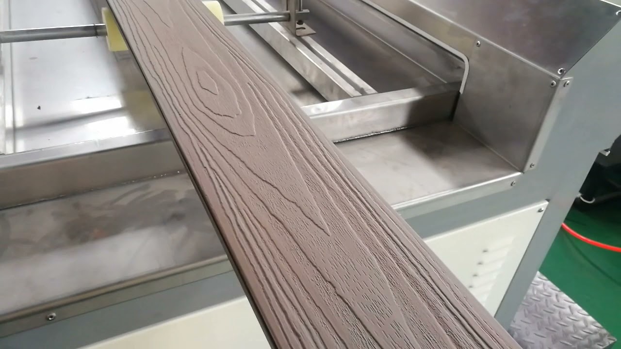 WPC profile machine for making WPC decking and wall panel by recycled ...