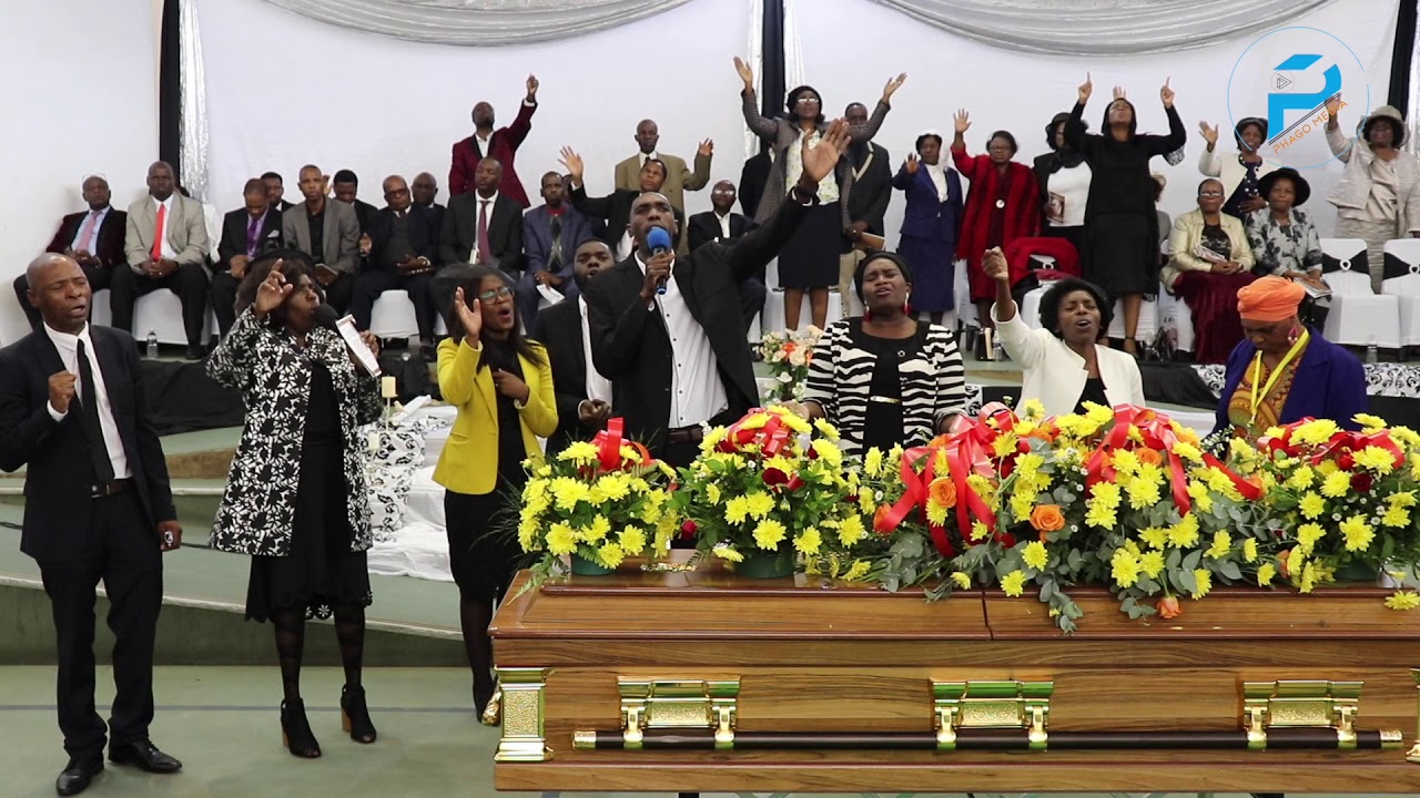 Wilson Karabo Sibanda and his Siblings Sing "Jesu Lidwala" - YouTube