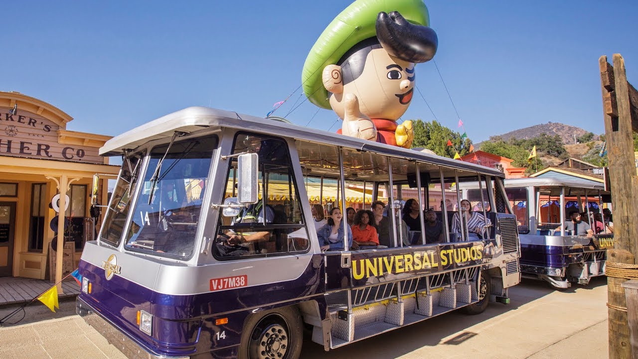 Universal Studios Hollywood Tram Tour - YouTube