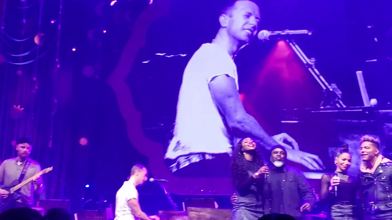 Coldplay - Cry, Cry, Cry (Live @ The Hollywood Palladium 1/20/20) - YouTube