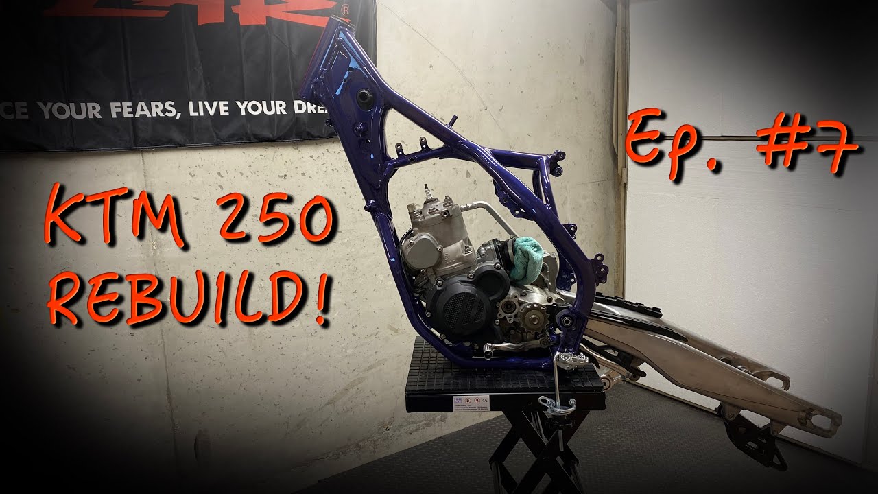 KTM 250 SX REBUILD - Ep. #7 Assembling! Engine Swingarm Linkage and ...
