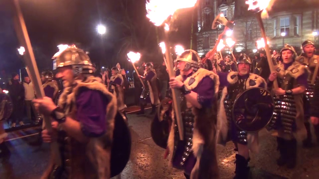 Edinburgh Torchlight Procession - The Vikings - YouTube