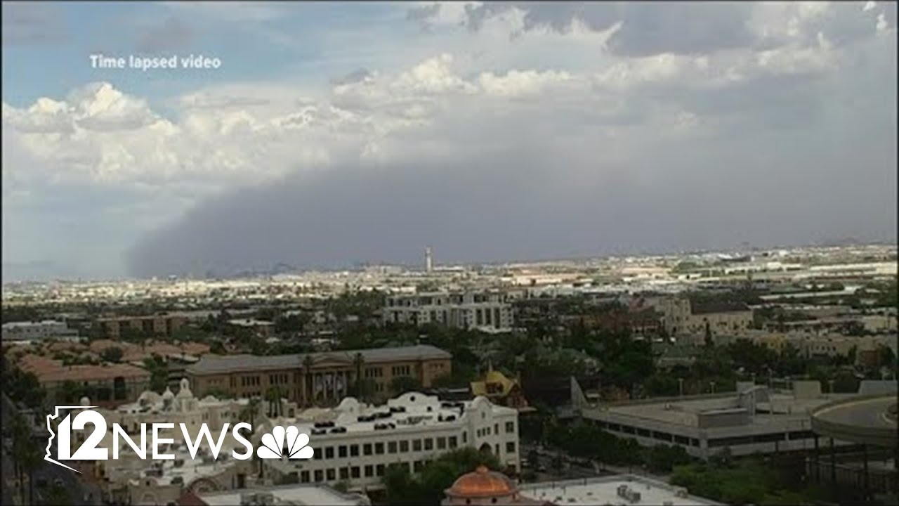 Wall of dust moving across the east Valley - YouTube