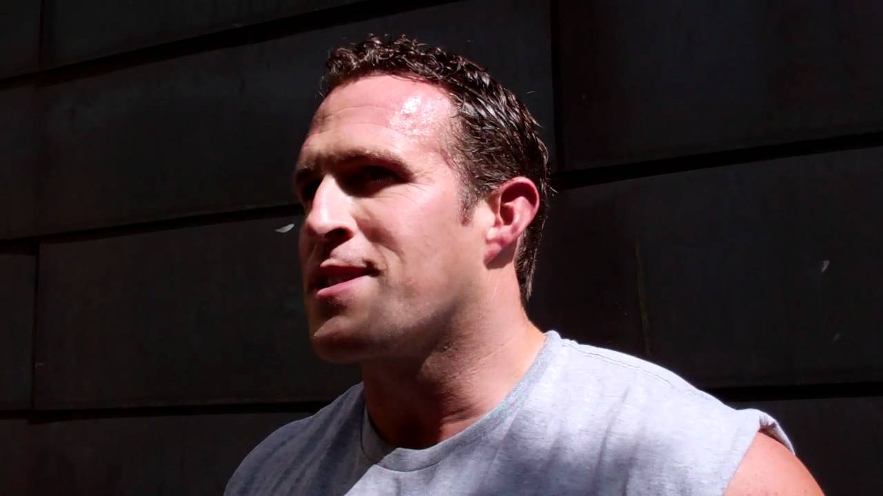 Ivan Lewis talks about Seahawks player workouts - YouTube