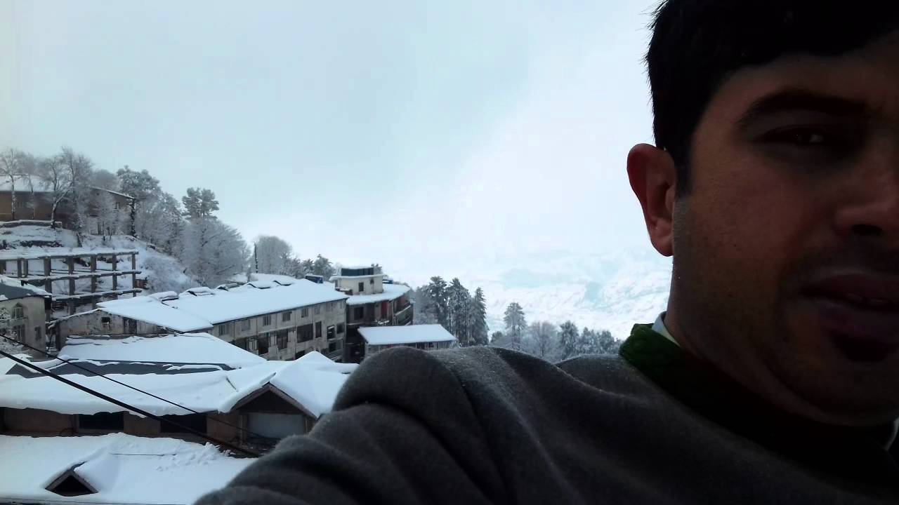 Ghafoor khan in Snowfall in murree 11/2/2016 ghafoor khan - YouTube