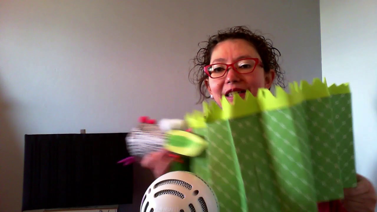 Pickles the Dragon favorite song - YouTube