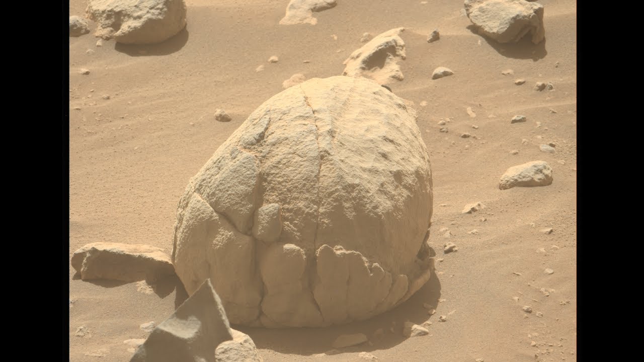 Mars Rover Driving Capture Strange SHAPED LIKE AN EGG ON Mars - YouTube