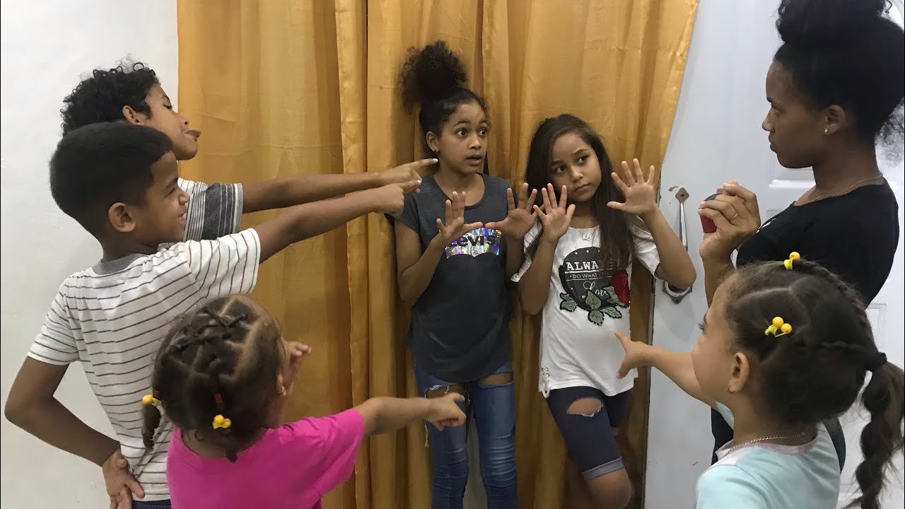 LOS CHUKY Parte 14 La Serie 🌎 - YouTube