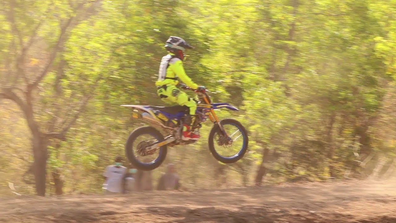 Performance Evan Baker Di Final Motorcross Dan Grasstrack TTU - YouTube