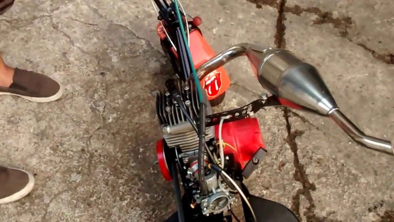 Walk machine com motor de mobilete 75 CC carburador de RD no etanol ...