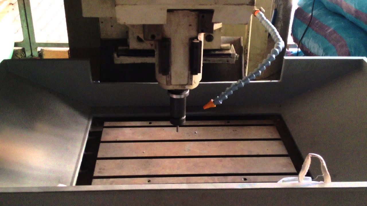 Fanuc CNC dry run. - YouTube