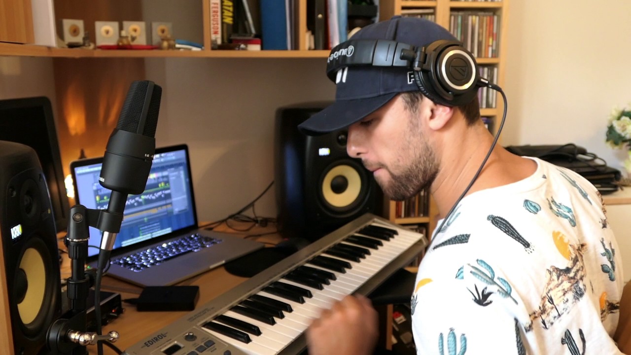 Making a FIRE BEAT in 1 minute!! - YouTube