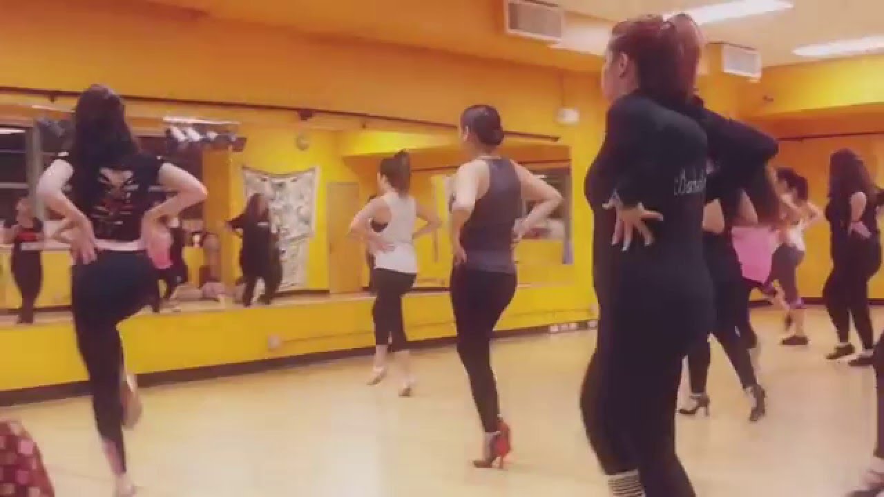 Tucson Ladies Bachata Styling Team - YouTube