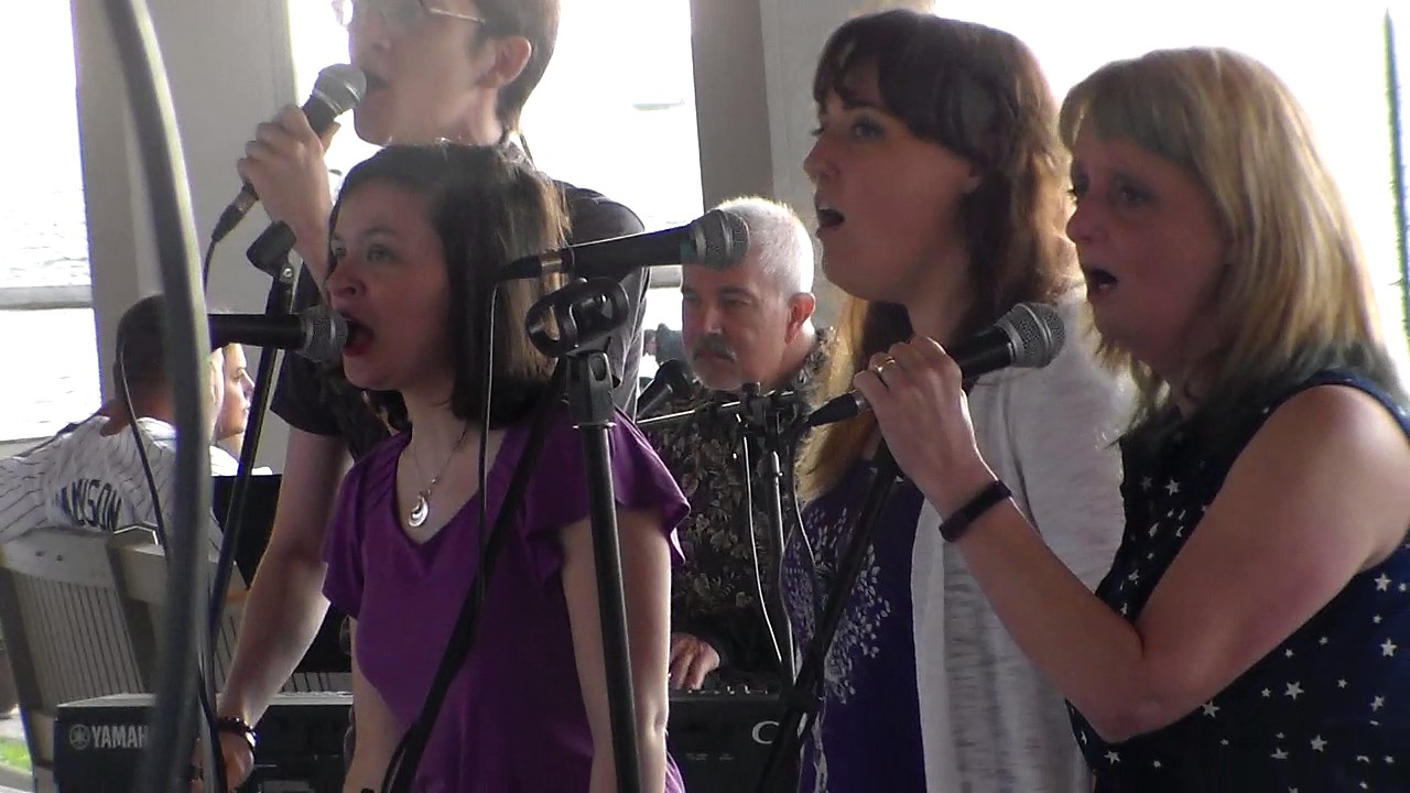 Joseph Foy and his band at the Clayton pavilion. - YouTube