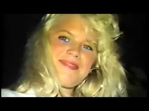 Weekend's 88/89 Bikini Contest (Venus)