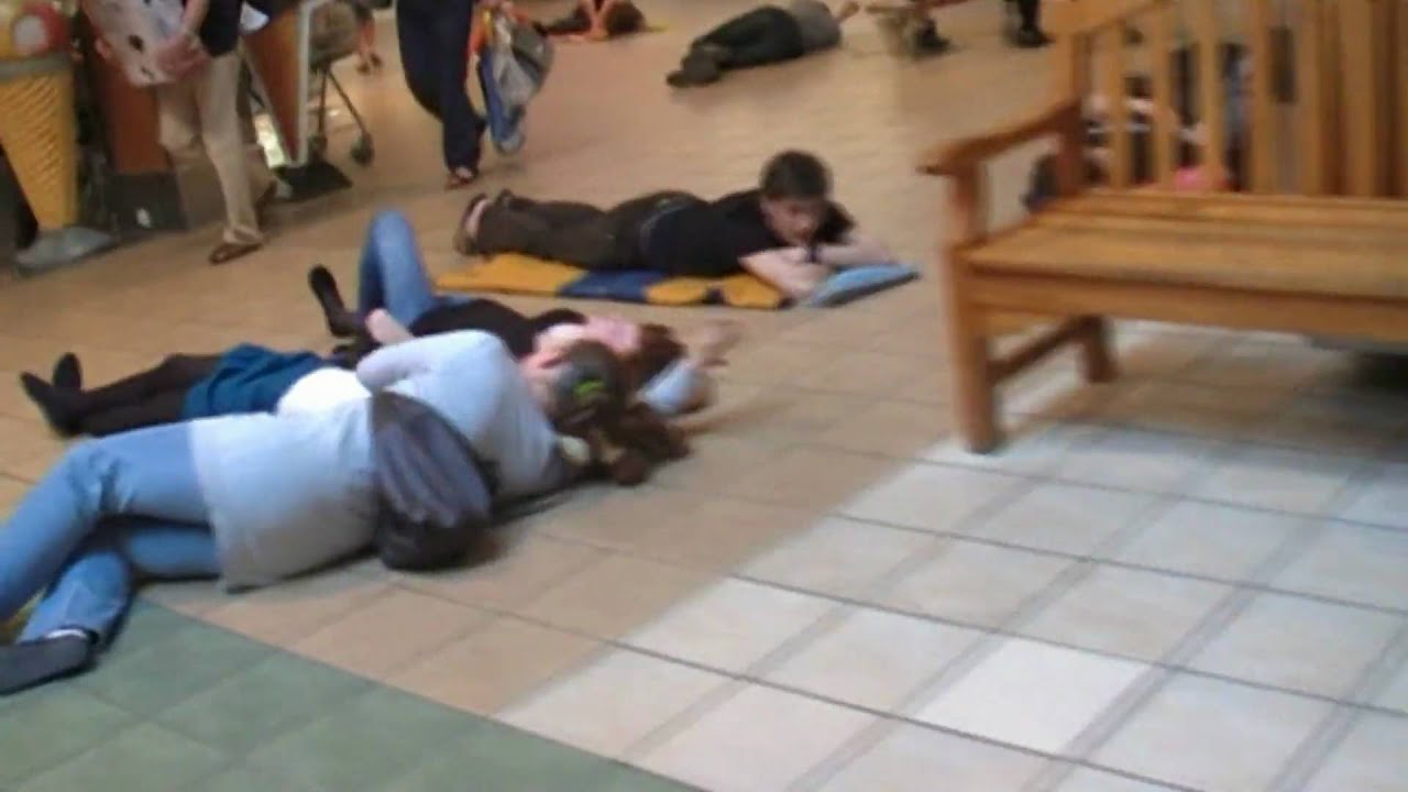 FLASH MOB Radom - Sleep - YouTube