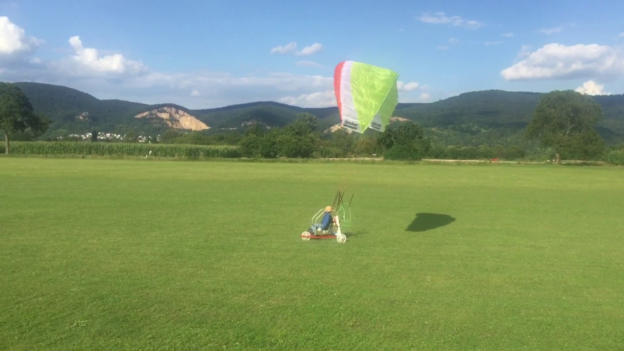 RC Gleitschirm XXXL - YouTube