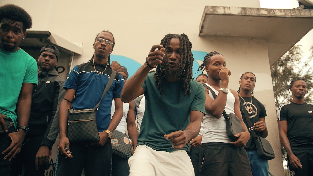 Marcuss Possible - La Calle (Clip Officiel) - YouTube