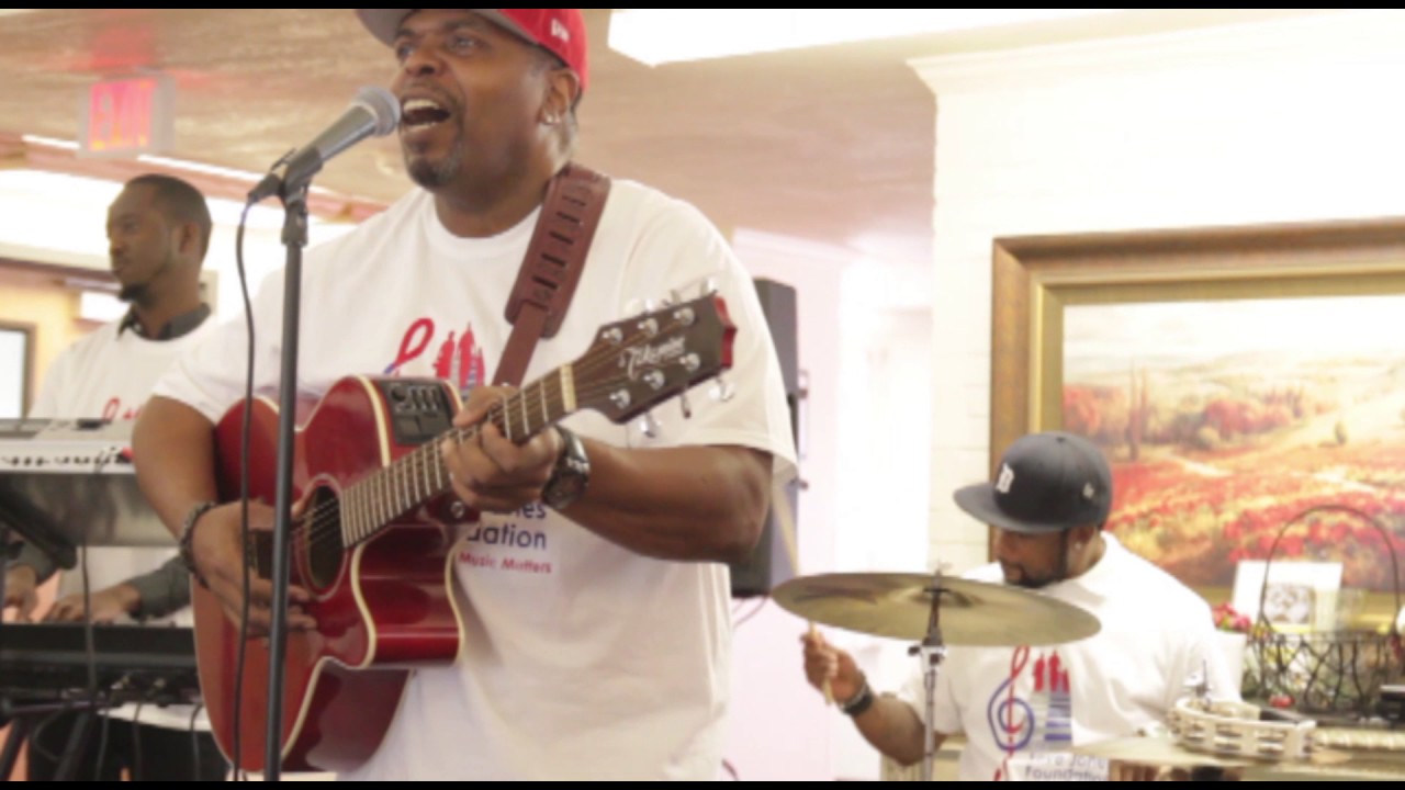 Interview with Grammy Nominated Legend Glenn Jones - YouTube