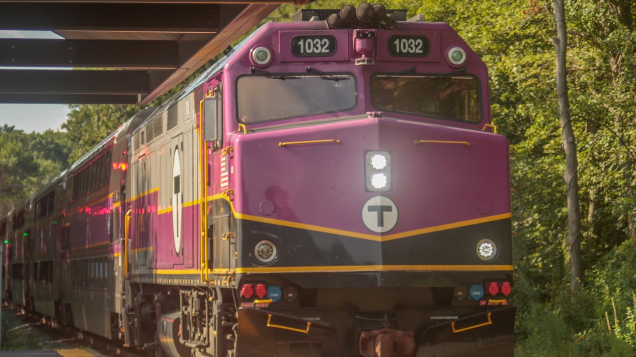 Trains on the MBTA Franklin Line Part 3 - YouTube