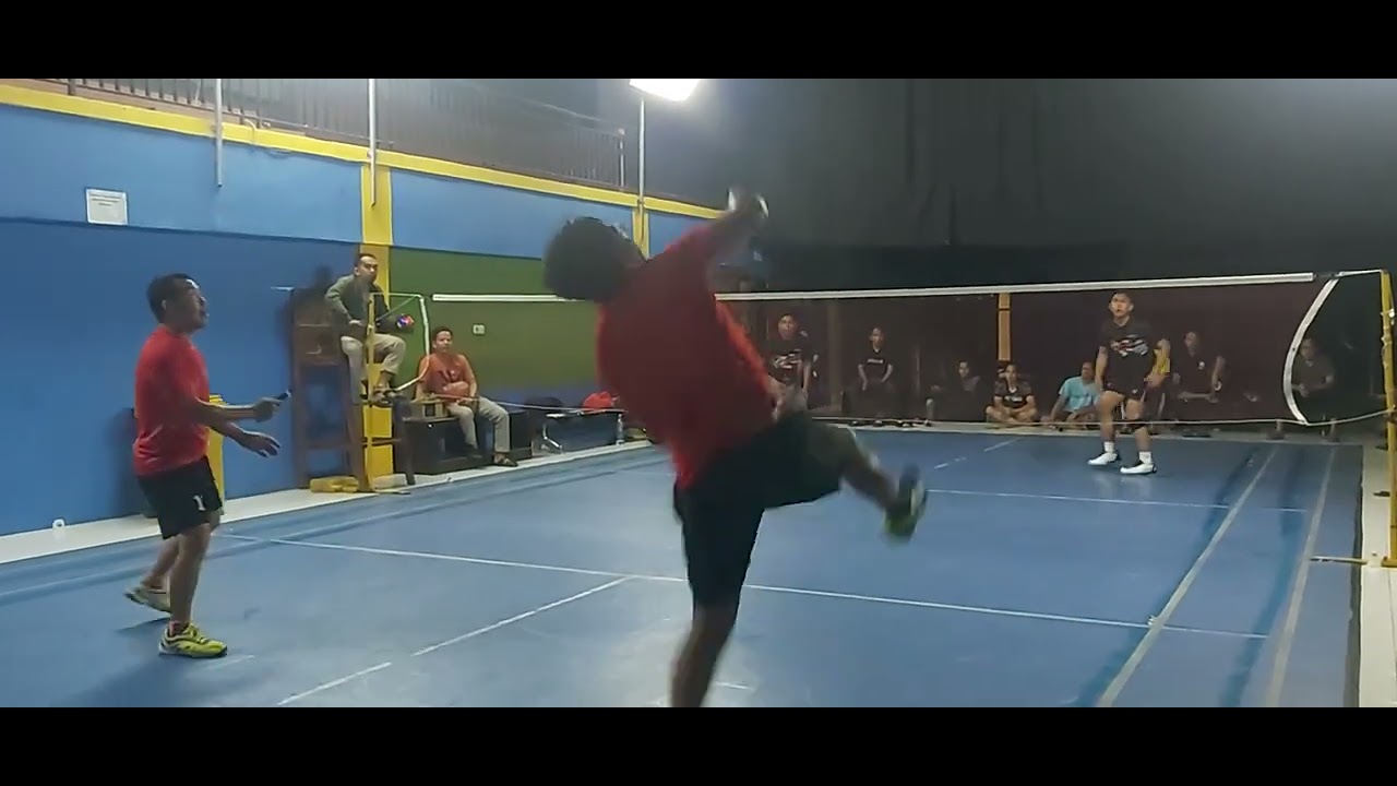 Lanjutan Abbas/Wan vs Adi/Ilham || - YouTube