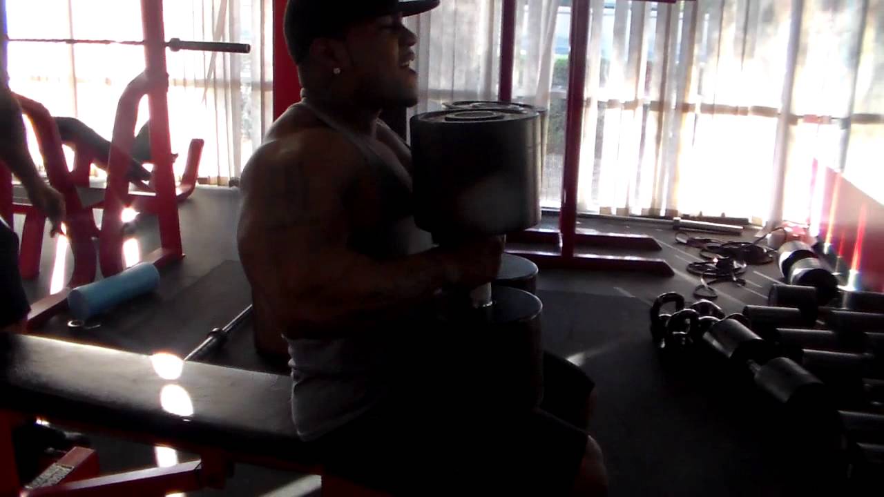 NPC Bodybuilder Charles Curtis Tries 160lb Dumbell Chest Press x10 ...