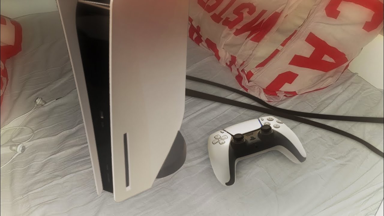 Starting PS5 For The FIRST Time... Early. (FAKE) - YouTube