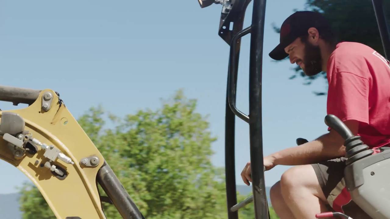 Finning building the Great Canadian Landscape - YouTube