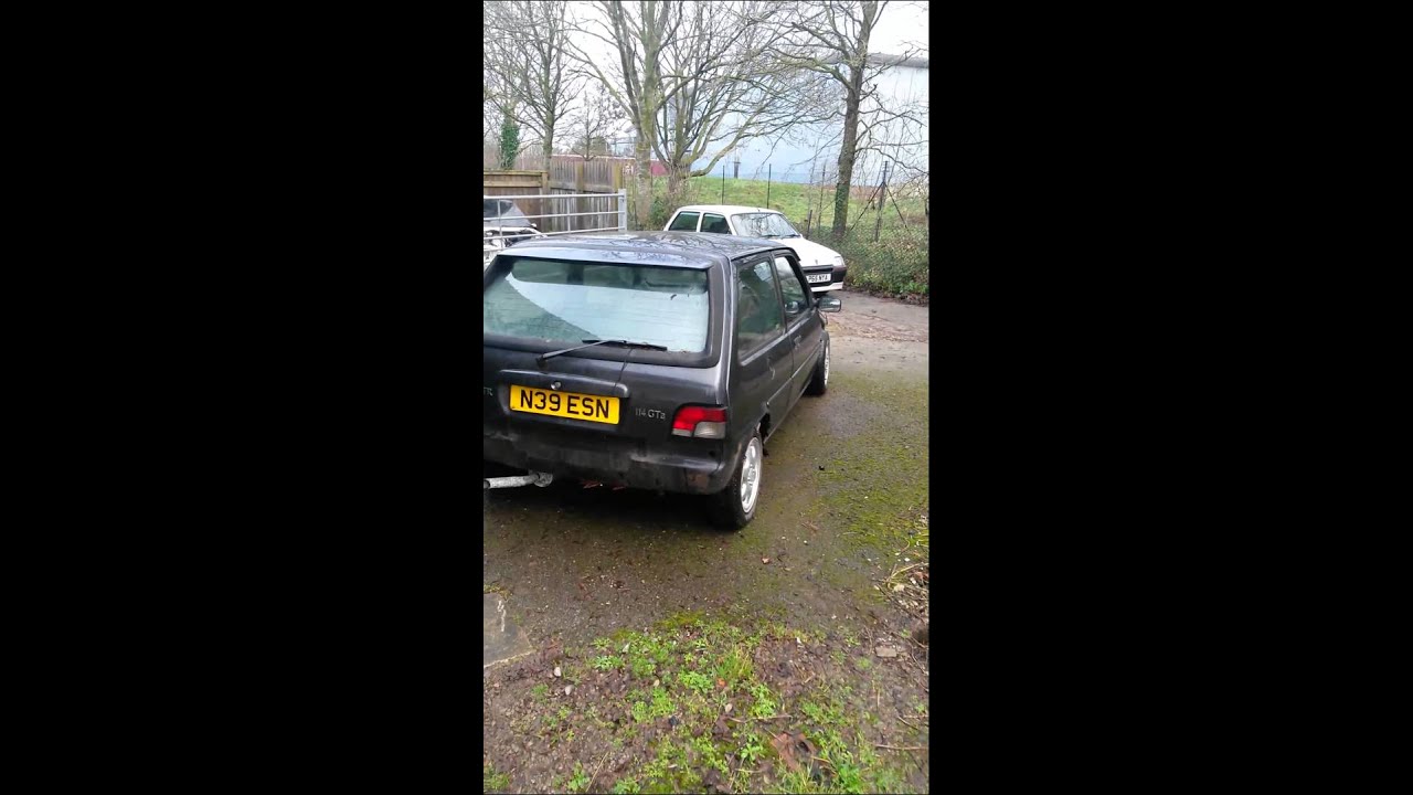 Rover metro GTa start up - YouTube