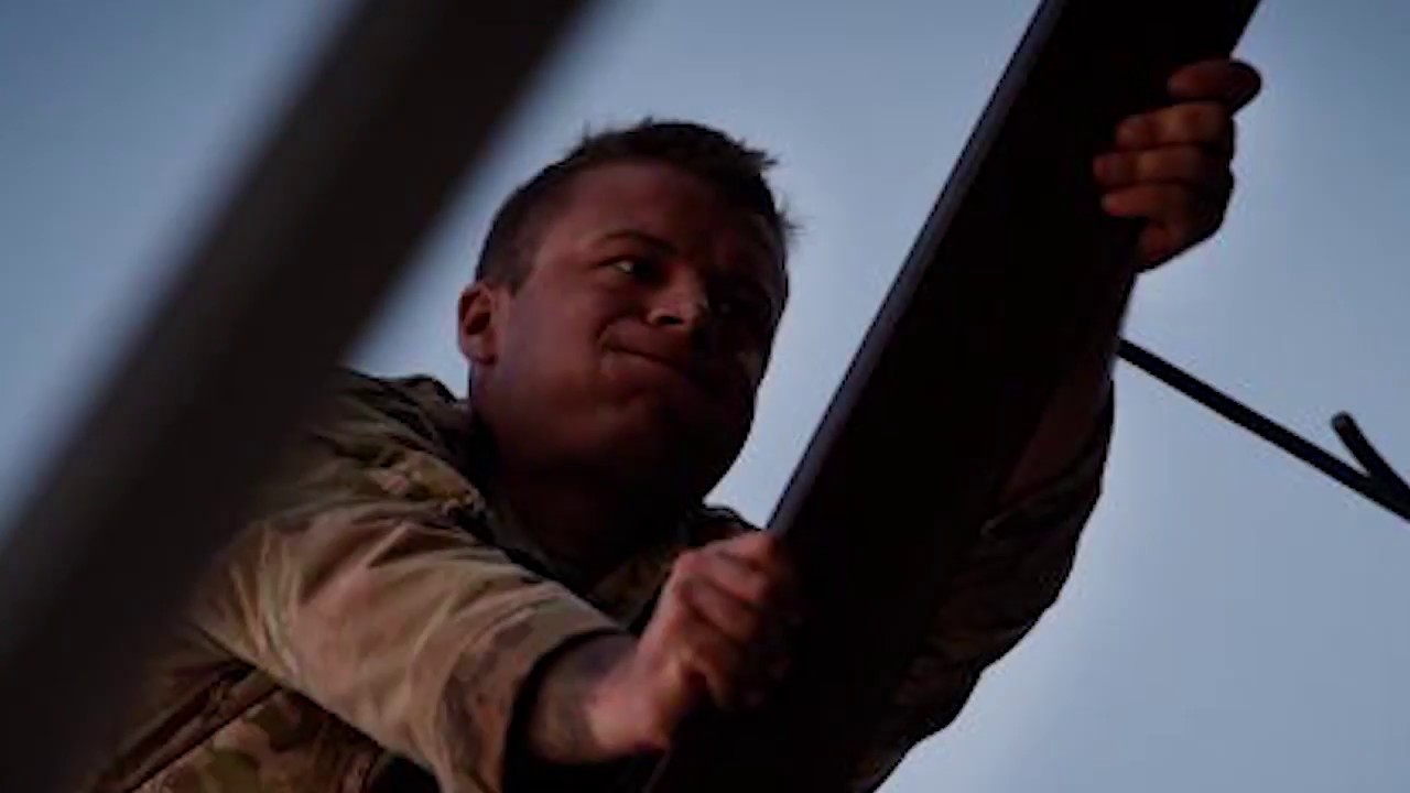 French Commando Obstacle Course, Djibouti - YouTube