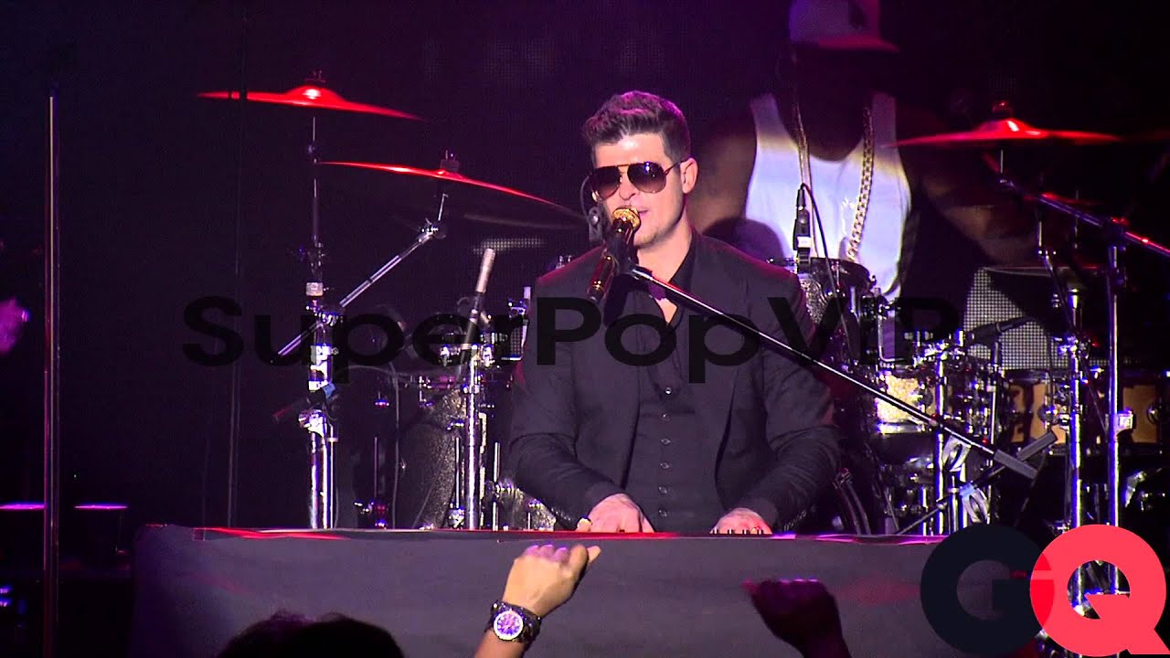 PERFORMANCE - Robin Thicke performs Blurred Lines, Magic,... - YouTube