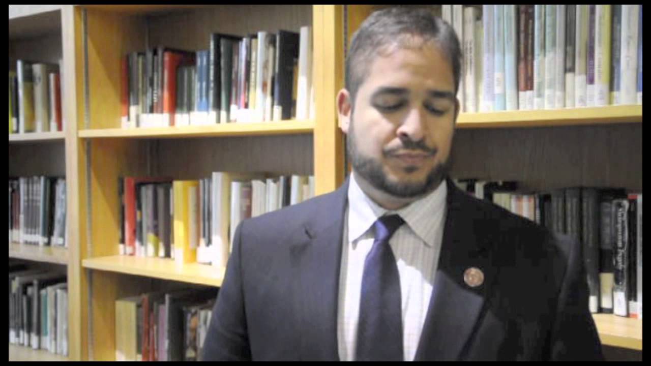Mr. Juan Arteaga Reads "Sub-Umbra" (Jose Asuncion Silva) - YouTube