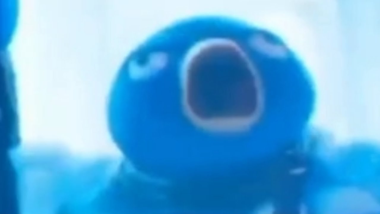 The Mario bros trailer but everyone's screaming (sound warning) - YouTube