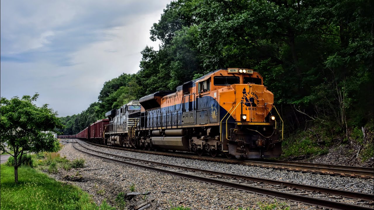 NS 1071 Leads NS 90Z up the Grade + SBPI Entering Coxton Yard - YouTube