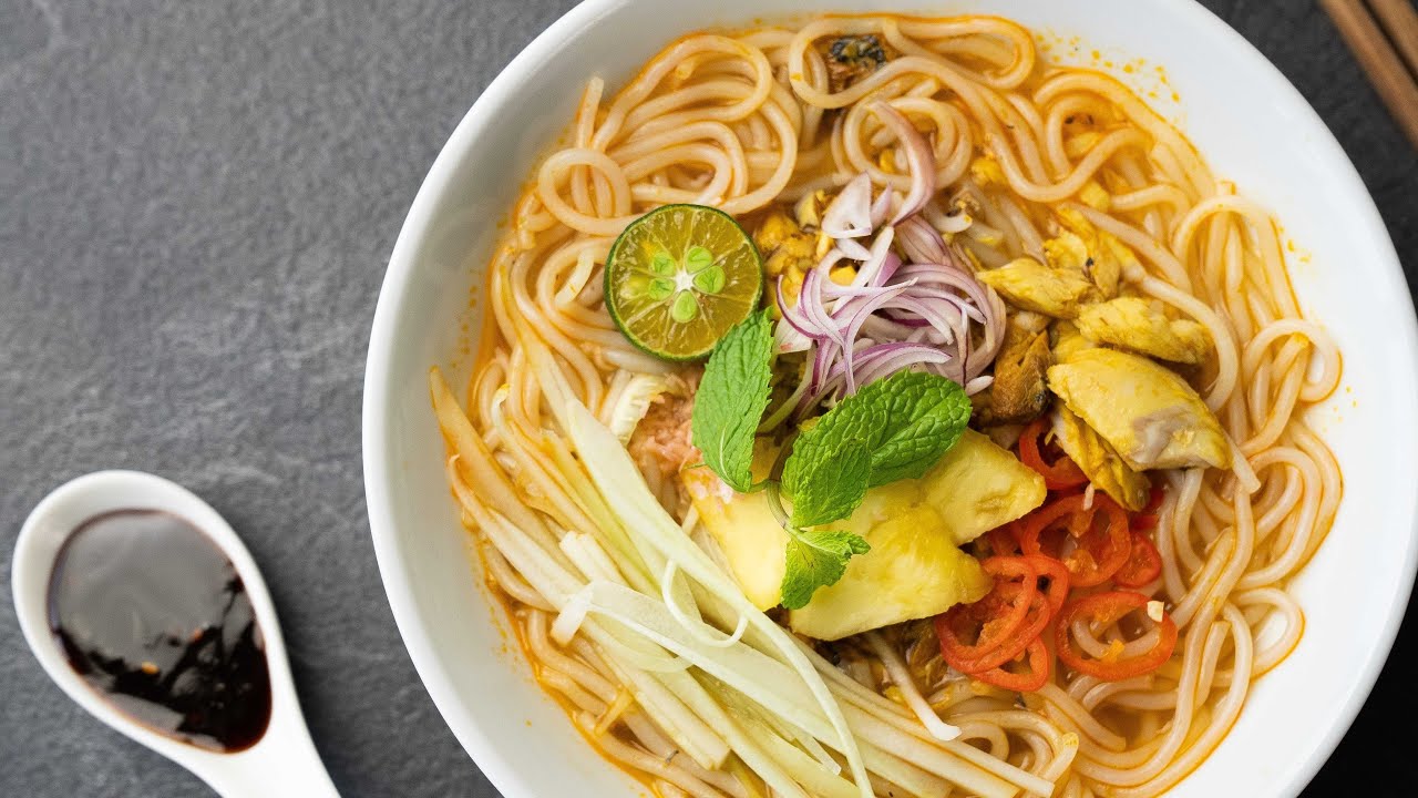 Delicious Penang Assam Laksa Recipe Step-by-Step - YouTube
