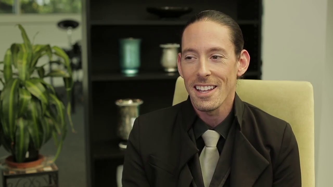 Wayne Hoffman: Mentalist and Illusionist - YouTube