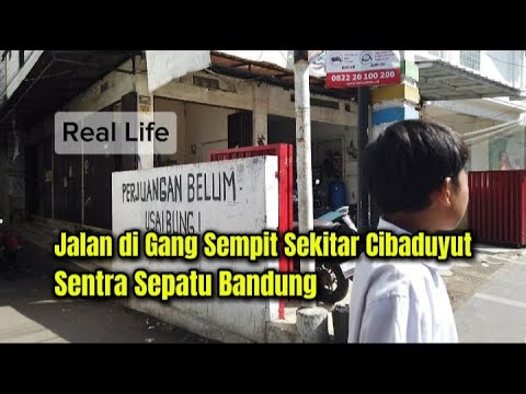 Bandung, Jalan Gang Sempit disekitaran Cibaduyut Sentra Sepatu ...