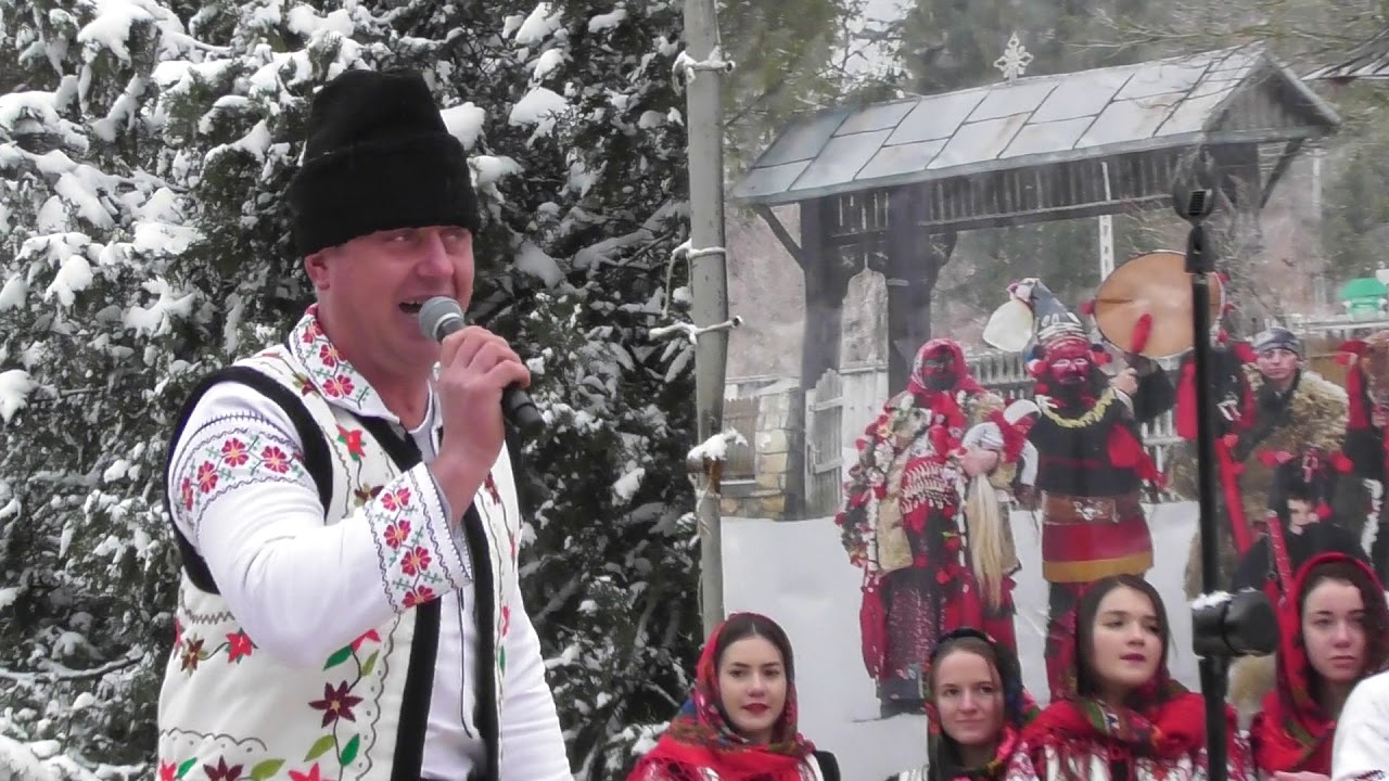 Datini si Obiceiuri de An Nou, Com. Stiubieni Bt. - YouTube