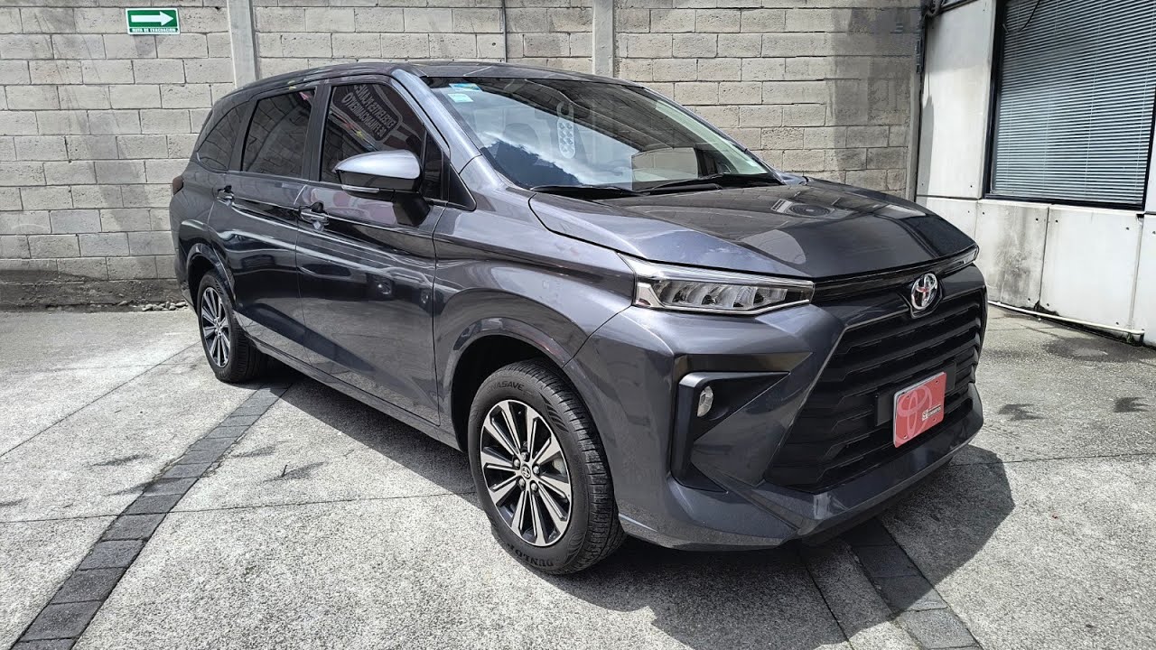 Toyota Avanza 2022 1.5 Xle At Gris Metalico - YouTube