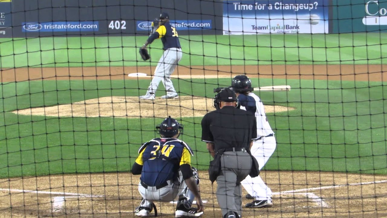 8/28/2013: Corey Thurman vs. James Skelton - YouTube