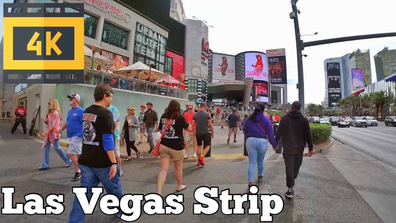 [4K] Walk Las Vegas Strip October 2021 Weekend - YouTube