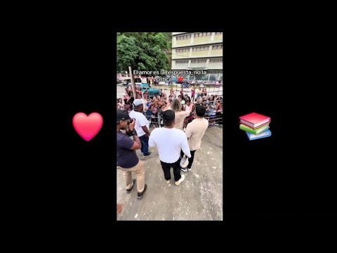 Qlq Este Liceo 📚 - El amor es la respuesta ️ - YouTube