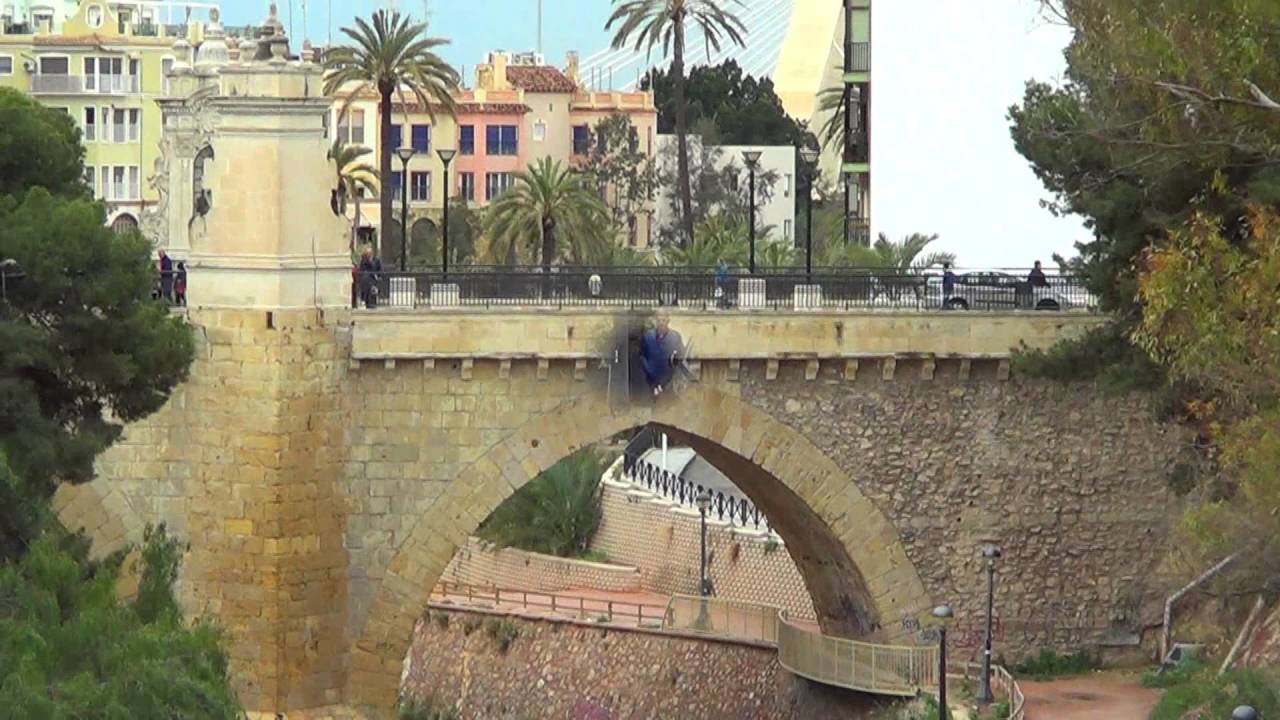 Elche centro - YouTube