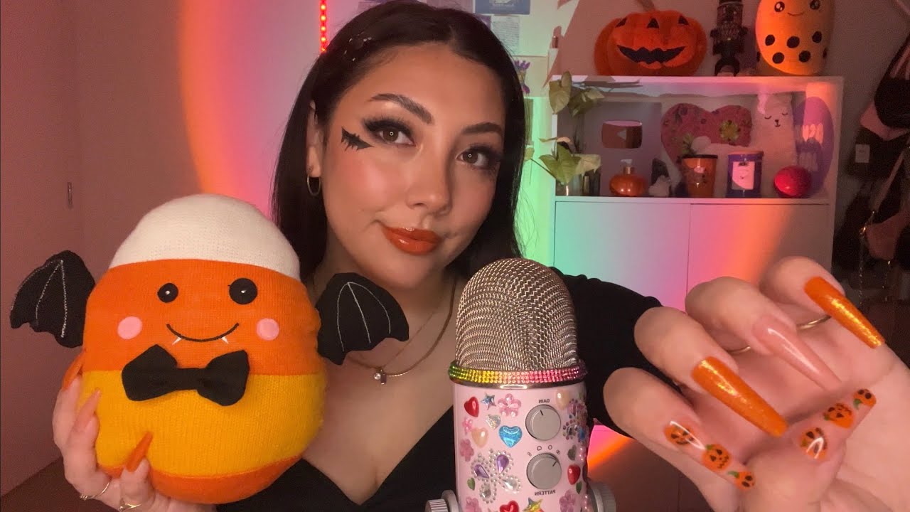 ASMR Halloween haul 🎃👻🕸🍬 - YouTube