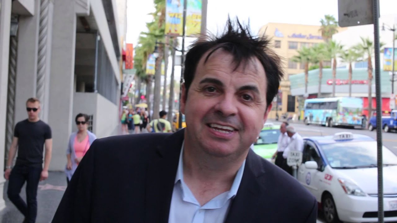 #GetToKnowYourGuide - Sandro Monetti Sightseeing Guide - YouTube