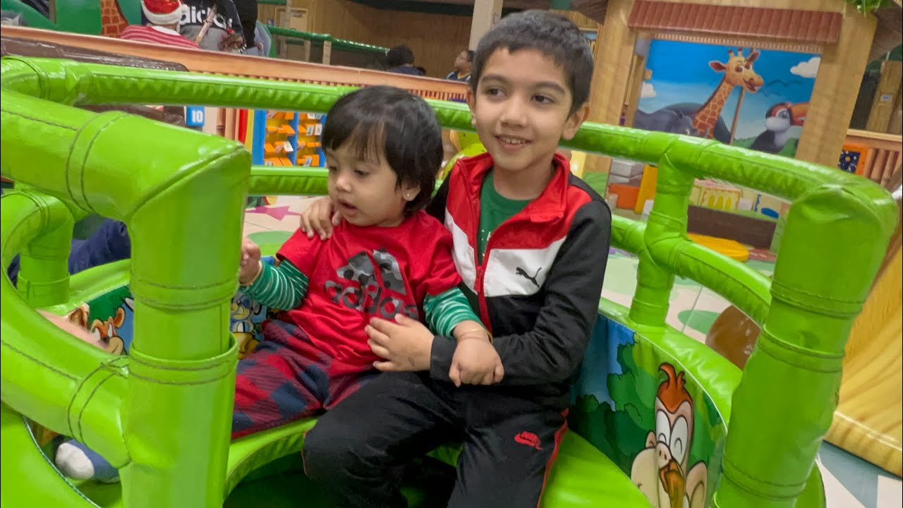 Kiddo having fun in Safari Nation - YouTube