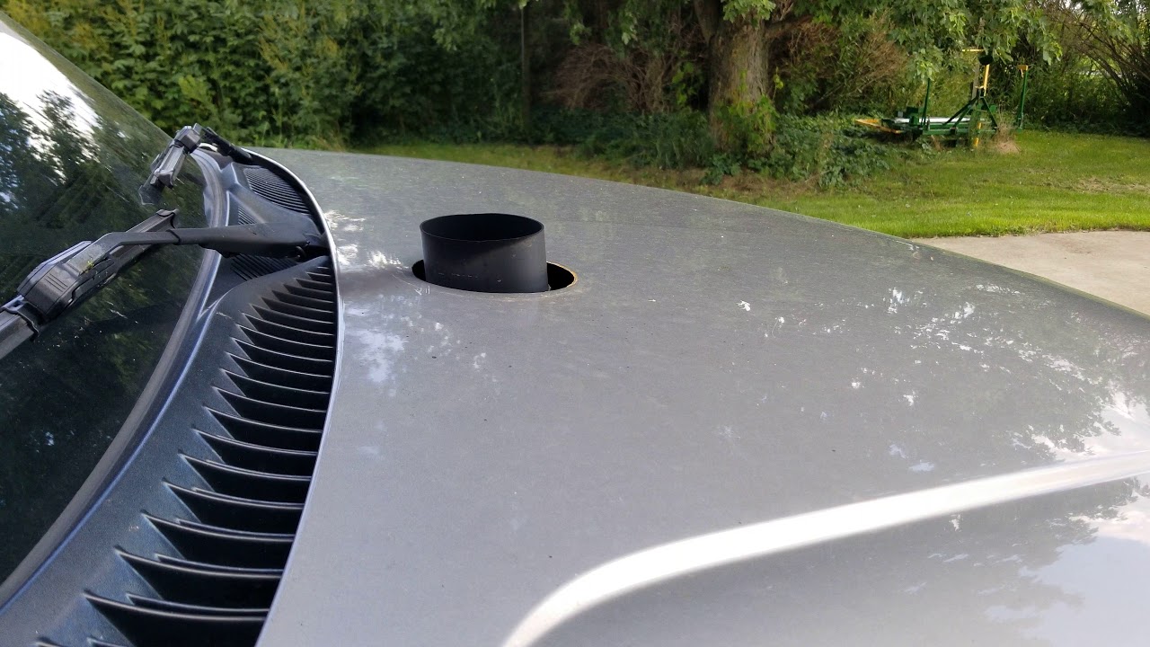 Hood stacked LB7 revving up - YouTube