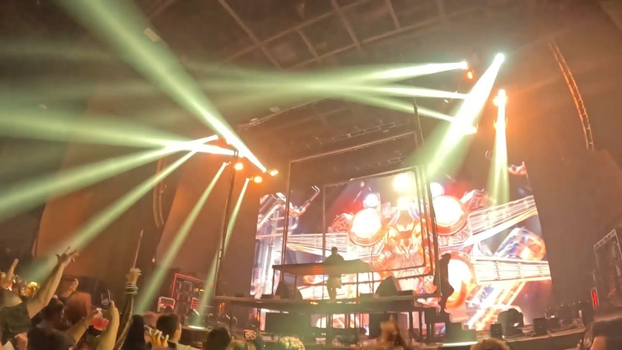 Wooli LIVE @ Subtronics Tesseract Tour Pittsburgh 2-28-2024 - YouTube