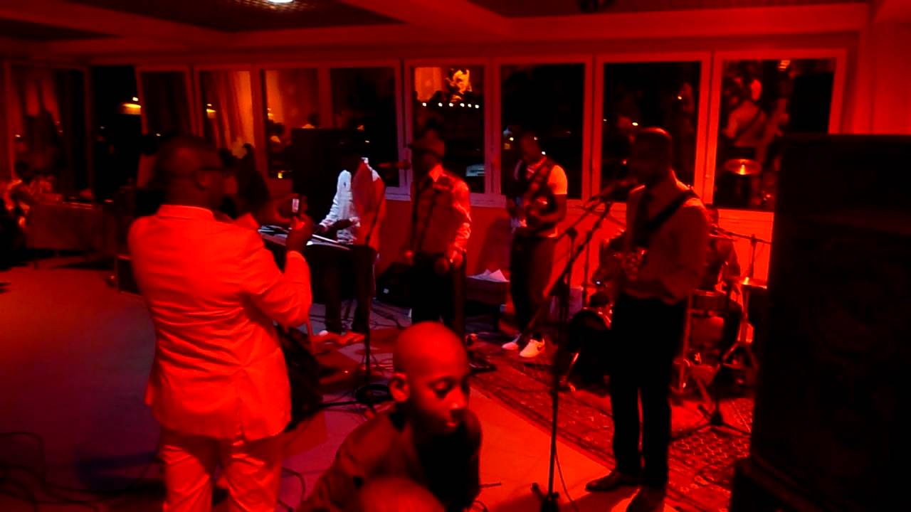 Azy Monteiro Ao Vivo Com O Grupo Bumbulum(24Setembro2011 Italia-Verona ...